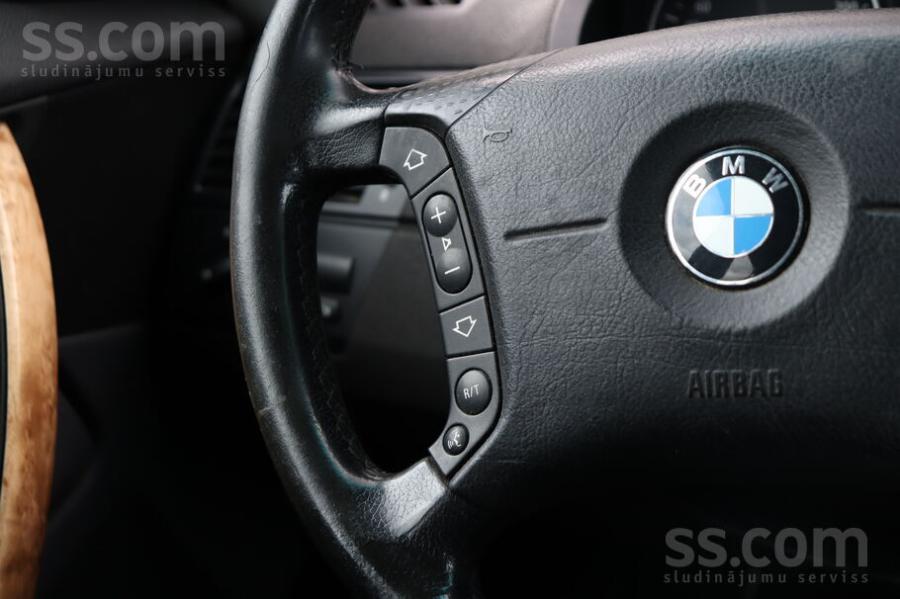 Grey BMW X3 2005 in Valmiera, with an engine capacity of 2.00 L and mileage of 376 thousand km for 2800 €, photo 14 on AUTOMOTO.COM.LV