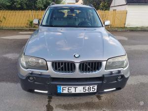 Pelēks BMW X3 2005 Panevēža, ar dzinēja tilpumu 2.00 L un nobraukumu 247 tūkst. km par 3500 €, foto  vietnē AUTOMOTO.COM.LV
