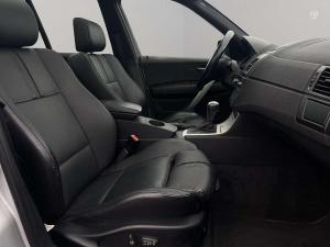 Grey BMW X3 2005 in Vilnius, with an engine capacity of 3.00 L and mileage of 257 thousand km for 4499 €, photo 8 on AUTOMOTO.COM.LV