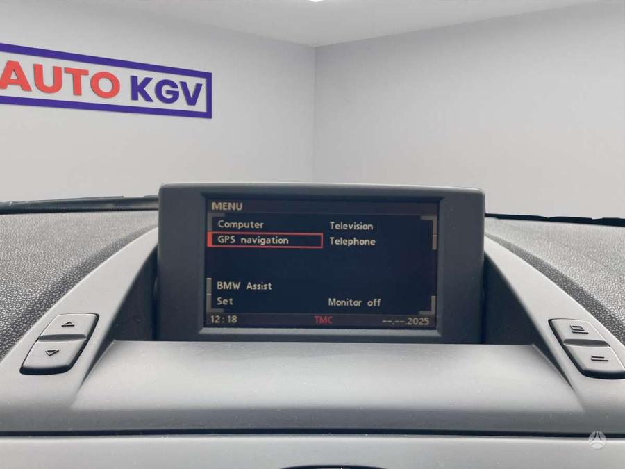 Grey BMW X3 2005 in Vilnius, with an engine capacity of 3.00 L and mileage of 257 thousand km for 4499 €, photo 18 on AUTOMOTO.COM.LV