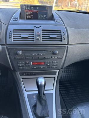 Pelēks BMW X3 2006 Ogre, ar dzinēja tilpumu 3.00 L un nobraukumu 244 tūkst. km par 5390 €, foto 16 vietnē AUTOMOTO.COM.LV