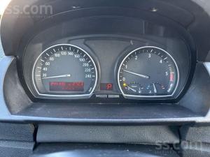 Pelēks BMW X3 2006 Ogre, ar dzinēja tilpumu 3.00 L un nobraukumu 244 tūkst. km par 5390 €, foto 17 vietnē AUTOMOTO.COM.LV