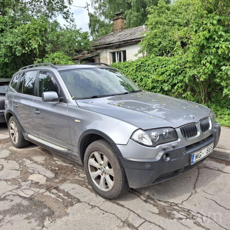 Pelēks BMW X3 2006 Rīga, ar dzinēja tilpumu 3.00 L un nobraukumu 314 tūkst. km par 2700 €, foto 5 vietnē AUTOMOTO.COM.LV