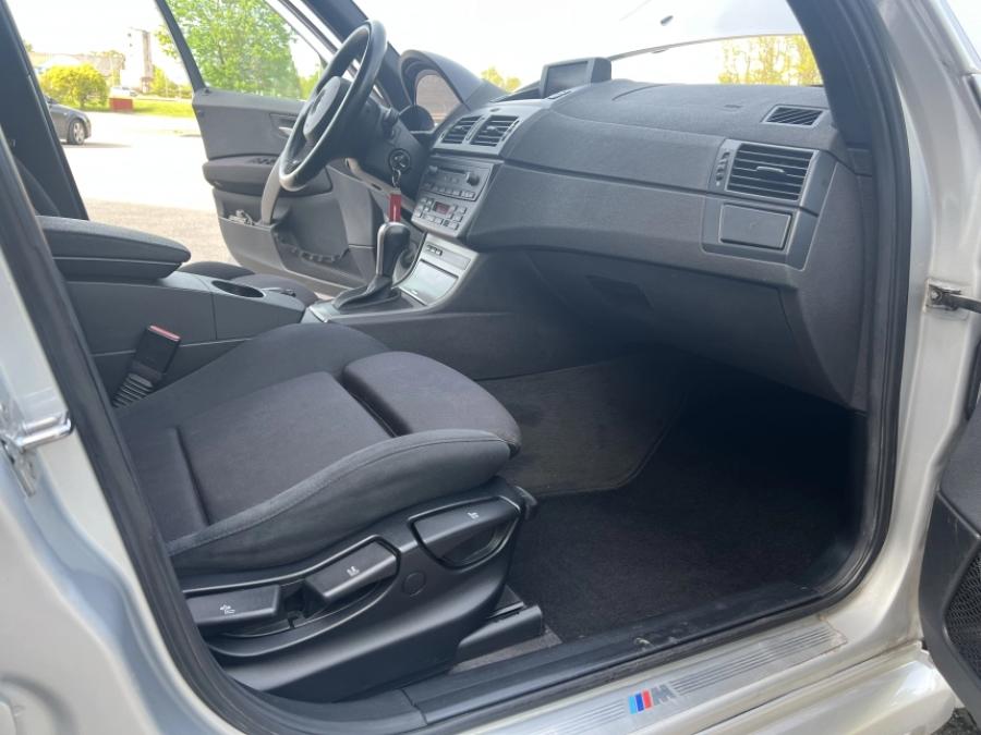 Grey BMW X3 2006 in Riga, with an engine capacity of 3.00 L and mileage of 232 thousand km for 6290 €, photo 18 on AUTOMOTO.COM.LV