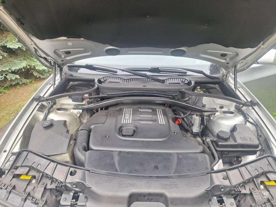 Grey BMW X3 2006 in Utena, with an engine capacity of 2.00 L and mileage of 255 thousand km for 4000 €, photo 15 on AUTOMOTO.COM.LV