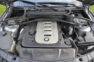 Grey BMW X3 2006 in Riga, with an engine capacity of 3.00 L and mileage of 403 thousand km for 3490 €, photo 8 on AUTOMOTO.COM.LV