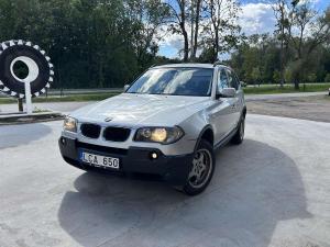 Pelēks BMW X3 2006 Alīta, ar dzinēja tilpumu 2.00 L un nobraukumu 419 tūkst. km par 2800 €, foto  vietnē AUTOMOTO.COM.LV