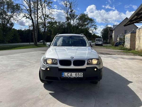 Pelēks BMW X3 2006 Alīta, ar dzinēja tilpumu 2.00 L un nobraukumu 419 tūkst. km par 2800 €, foto 3 vietnē AUTOMOTO.COM.LV