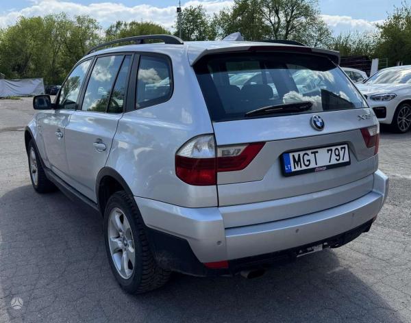 Pelēks BMW X3 2006 Panevēža, ar dzinēja tilpumu 2.00 L un nobraukumu 219 tūkst. km par 3500 €, foto 5 vietnē AUTOMOTO.COM.LV