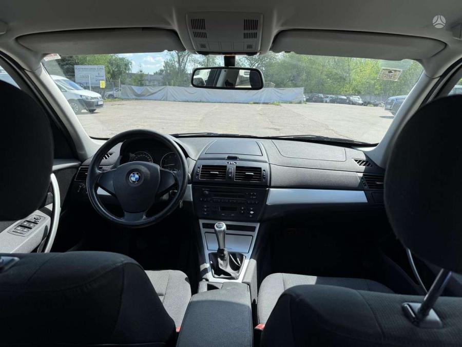 Pelēks BMW X3 2006 Panevēža, ar dzinēja tilpumu 2.00 L un nobraukumu 219 tūkst. km par 3500 €, foto 6 vietnē AUTOMOTO.COM.LV