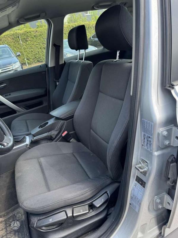 Pelēks BMW X3 2006 Panevēža, ar dzinēja tilpumu 2.00 L un nobraukumu 219 tūkst. km par 3500 €, foto 8 vietnē AUTOMOTO.COM.LV