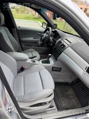 Pelēks BMW X3 2006 Rēzekne, ar dzinēja tilpumu 3.00 L un nobraukumu 320 tūkst. km par 4700 €, foto 13 vietnē AUTOMOTO.COM.LV