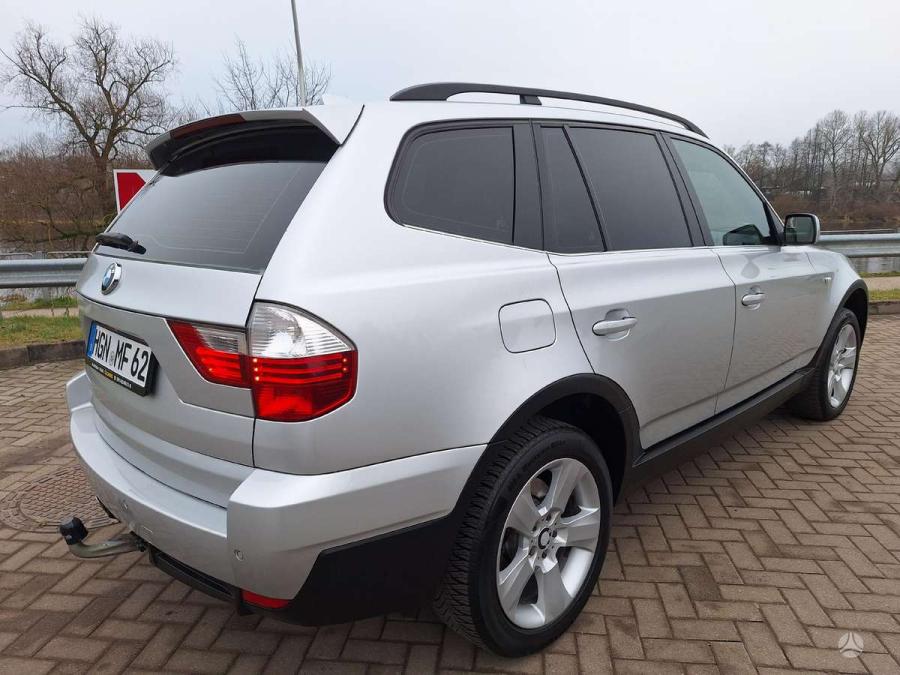 Grey BMW X3 2007 in Jonava, with an engine capacity of 2.99 L and mileage of 285 thousand km for 4300 €, photo 2 on AUTOMOTO.COM.LV