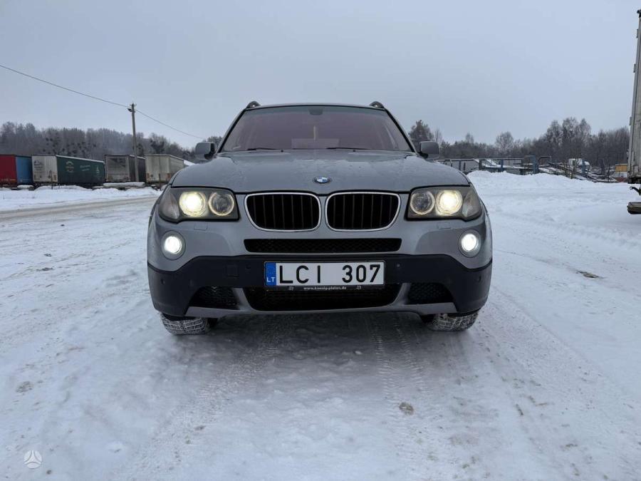 Grey BMW X3 2007 in Birstonas, with an engine capacity of 2.99 L and mileage of 348 thousand km for 4499 €, photo 3 on AUTOMOTO.COM.LV