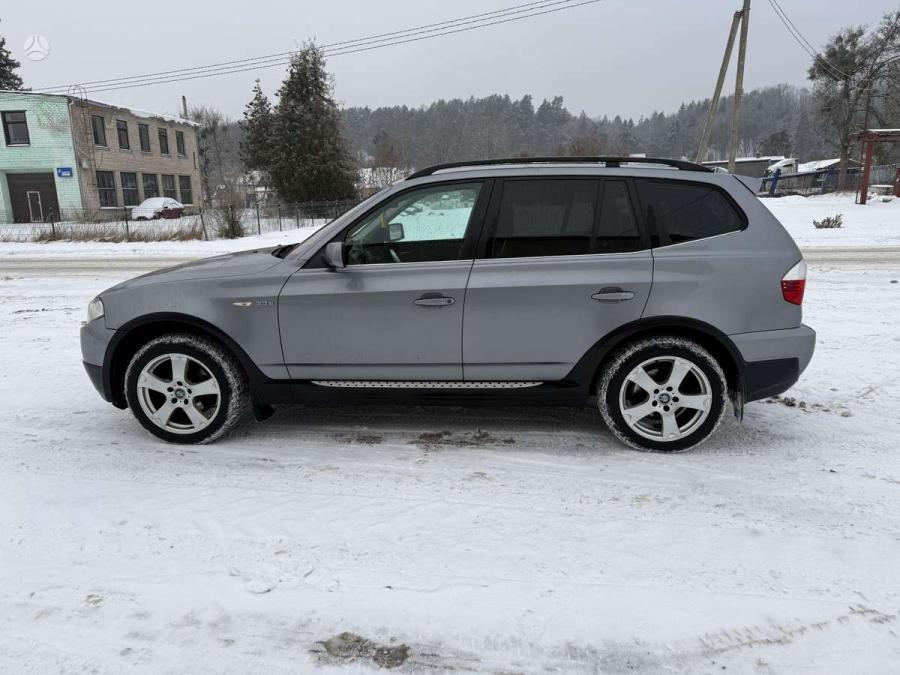 Grey BMW X3 2007 in Birstonas, with an engine capacity of 2.99 L and mileage of 348 thousand km for 4499 €, photo 5 on AUTOMOTO.COM.LV