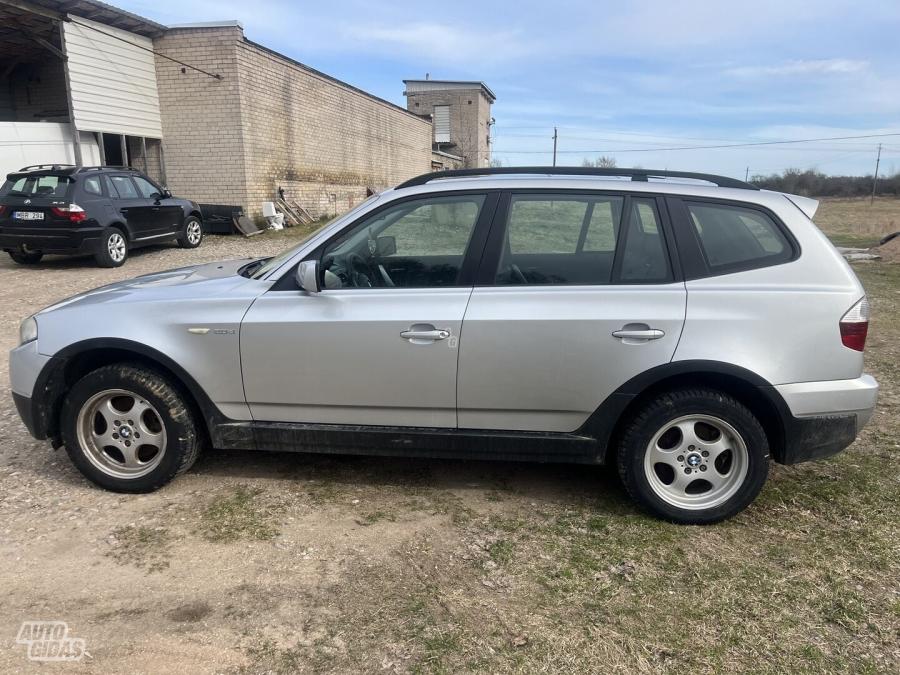 Pelēks BMW X3 2007 Anykščiai, ar dzinēja tilpumu 2.00 L un nobraukumu 355 tūkst. km par 2200 €, foto 6 vietnē AUTOMOTO.COM.LV