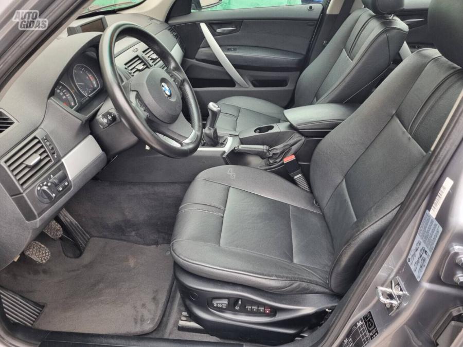 Grey BMW X3 2007 in Siauliai, with an engine capacity of 2.00 L and mileage of 238 thousand km for 4900 €, photo 15 on AUTOMOTO.COM.LV