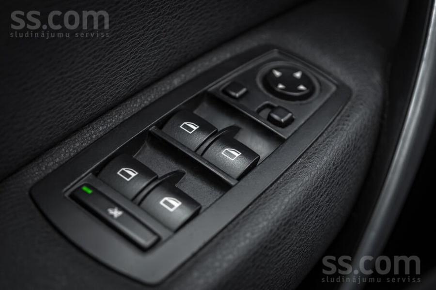 Pelēks BMW X3 2007 Rīga, ar dzinēja tilpumu 3.00 L un nobraukumu 274 tūkst. km par 6252 €, foto 23 vietnē AUTOMOTO.COM.LV