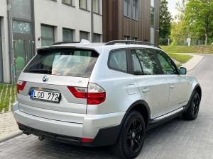Grey BMW X3 2007 in Trakai, with an engine capacity of 2.99 L and mileage of 330 thousand km for 3300 €, photo 5 on AUTOMOTO.COM.LV