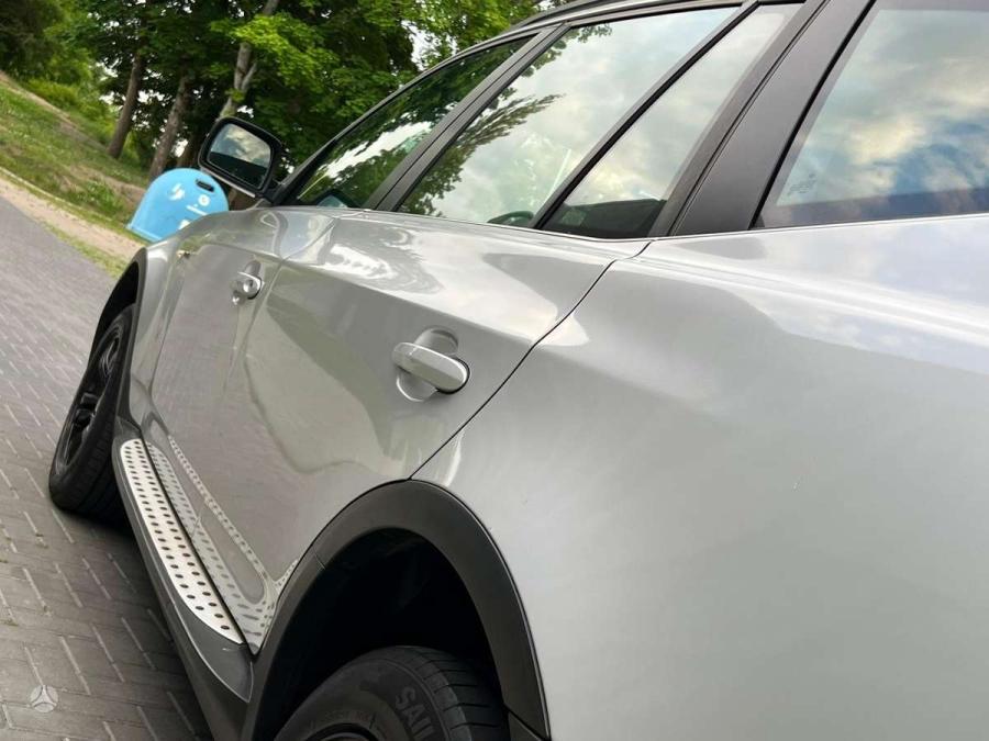 Grey BMW X3 2007 in Trakai, with an engine capacity of 2.99 L and mileage of 330 thousand km for 3300 €, photo 20 on AUTOMOTO.COM.LV