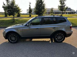 Pelēks BMW X3 2007 Viļņa, ar dzinēja tilpumu 2.99 L un nobraukumu 277 tūkst. km par 4600 €, foto 4 vietnē AUTOMOTO.COM.LV