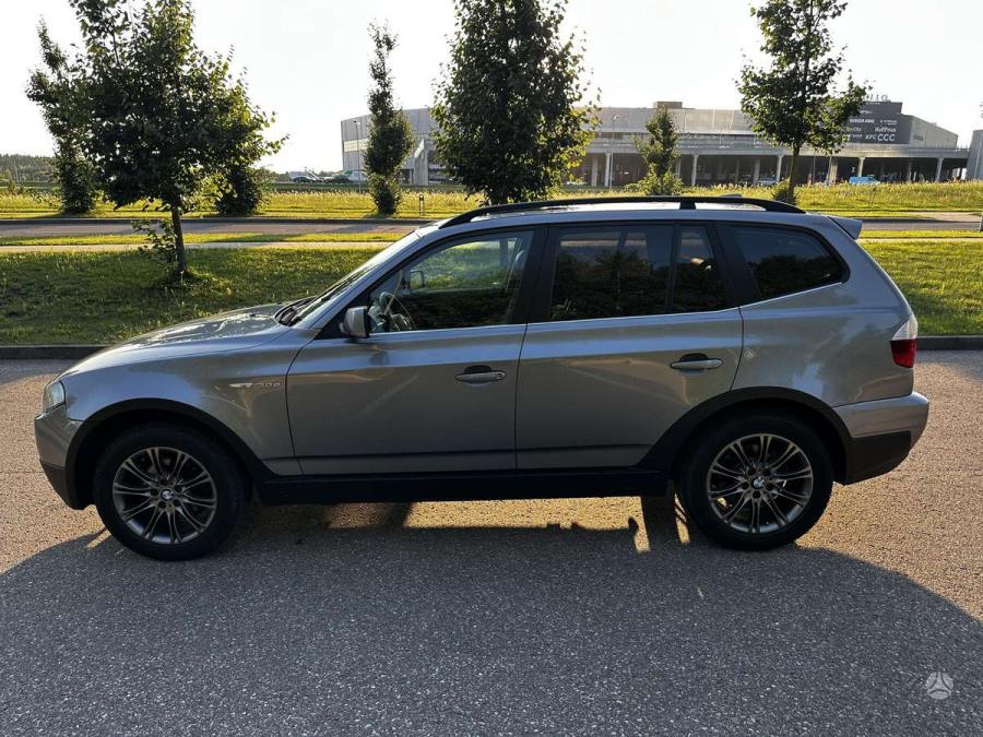 Pelēks BMW X3 2007 Viļņa, ar dzinēja tilpumu 2.99 L un nobraukumu 277 tūkst. km par 4600 €, foto 4 vietnē AUTOMOTO.COM.LV