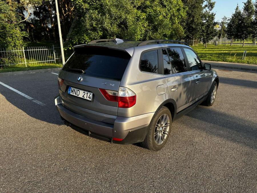 Pelēks BMW X3 2007 Viļņa, ar dzinēja tilpumu 2.99 L un nobraukumu 277 tūkst. km par 4600 €, foto 7 vietnē AUTOMOTO.COM.LV