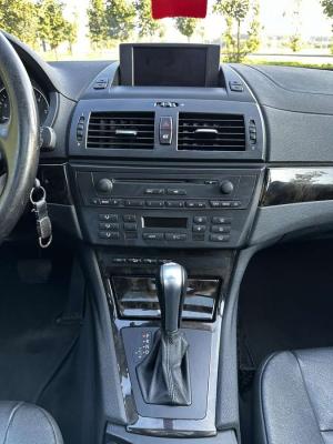 Pelēks BMW X3 2007 Viļņa, ar dzinēja tilpumu 2.99 L un nobraukumu 277 tūkst. km par 4600 €, foto 17 vietnē AUTOMOTO.COM.LV