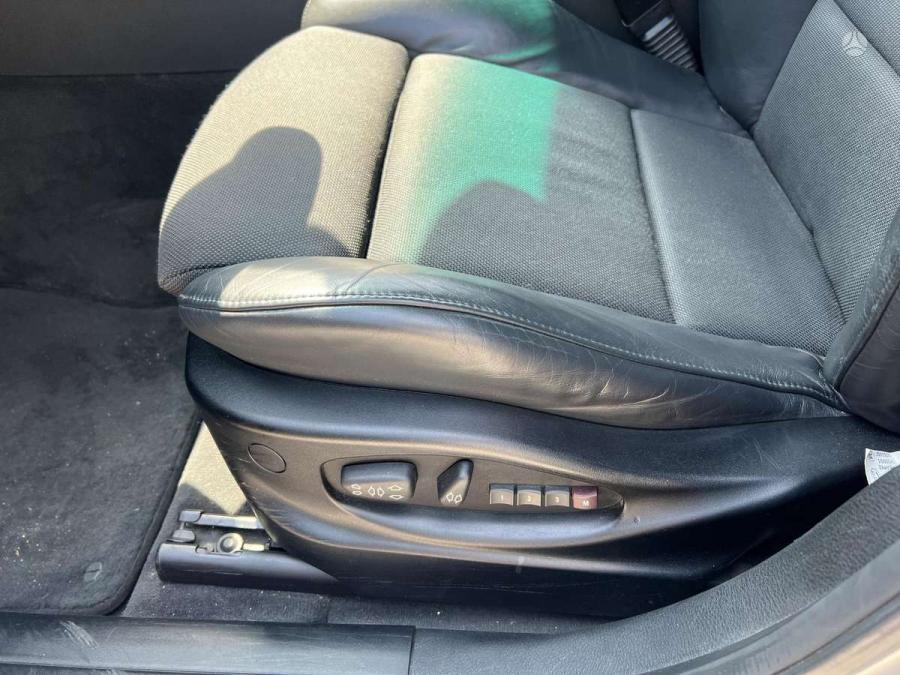 Pelēks BMW X3 2007 Kauņa, ar dzinēja tilpumu 2.99 L un nobraukumu 229 tūkst. km par 3600 €, foto 10 vietnē AUTOMOTO.COM.LV
