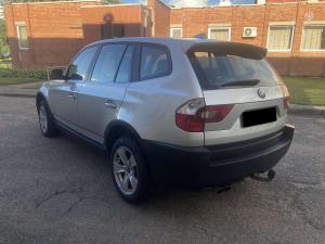 Grey BMW X3 2007 in Vilnius, with an engine capacity of 2.99 L and mileage of 300 thousand km for 2999 €, photo 9 on AUTOMOTO.COM.LV