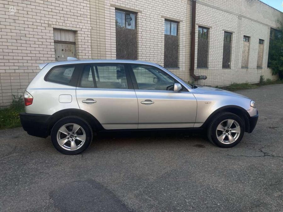 Grey BMW X3 2007 in Vilnius, with an engine capacity of 2.99 L and mileage of 300 thousand km for 2999 €, photo 11 on AUTOMOTO.COM.LV