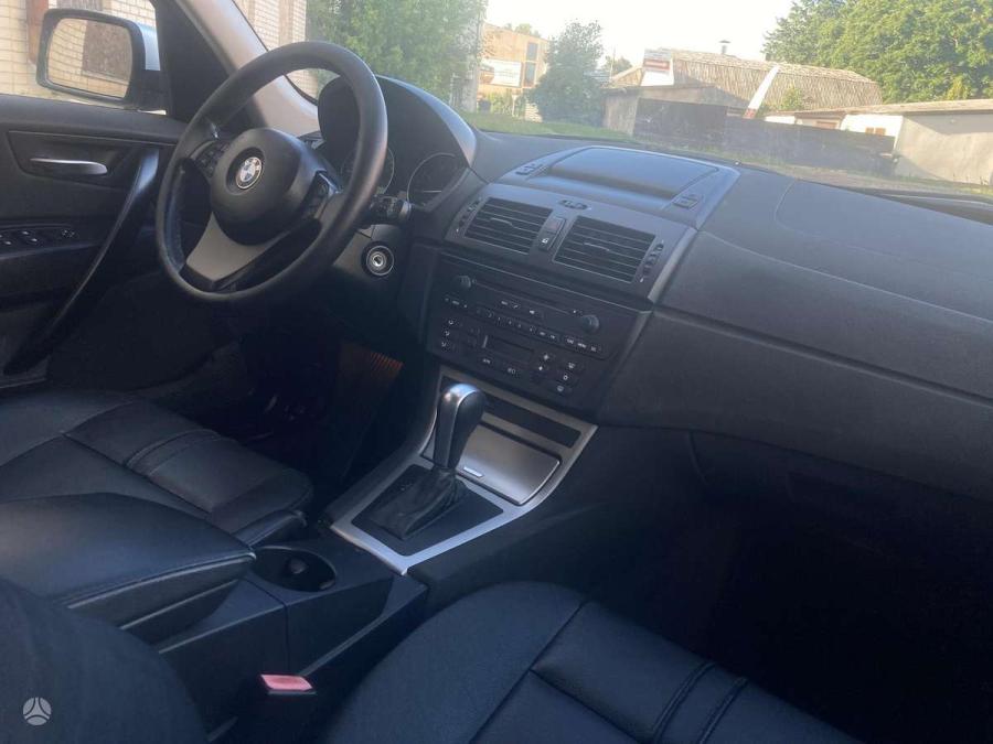 Grey BMW X3 2007 in Vilnius, with an engine capacity of 2.99 L and mileage of 300 thousand km for 2999 €, photo 16 on AUTOMOTO.COM.LV