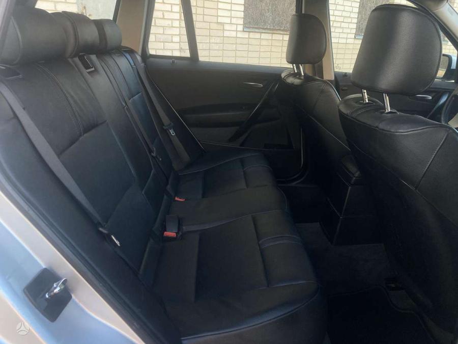 Grey BMW X3 2007 in Vilnius, with an engine capacity of 2.99 L and mileage of 300 thousand km for 2999 €, photo 22 on AUTOMOTO.COM.LV
