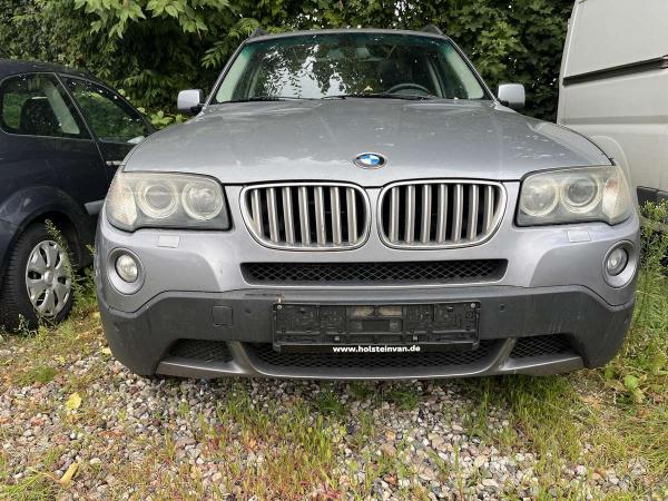 Pelēks BMW X3 2007 Plungė, ar dzinēja tilpumu 2.99 L un nobraukumu 245 tūkst. km par 3700 €, foto 1 vietnē AUTOMOTO.COM.LV