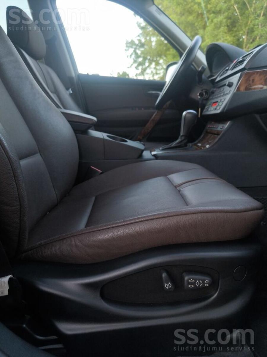 Grey BMW X3 2007 in Jelgava, with an engine capacity of 3.00 L and mileage of 338 thousand km for 5350 €, photo 11 on AUTOMOTO.COM.LV