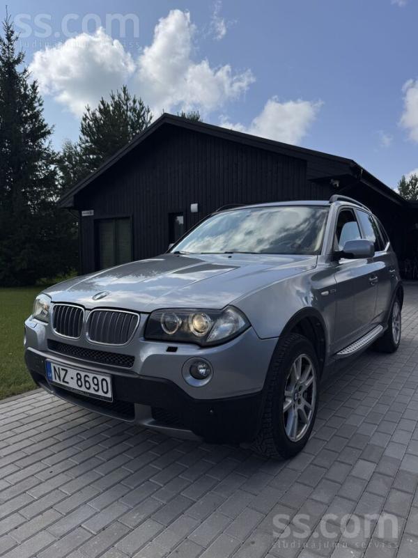 Grey BMW X3 2007 in Riga, with an engine capacity of 3.00 L and mileage of 322 thousand km for 5200 €, photo 1 on AUTOMOTO.COM.LV