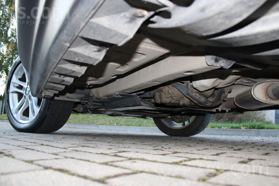 Pelēks BMW X3 2007 Rīga, ar dzinēja tilpumu 3.00 L un nobraukumu 420 tūkst. km par 4950 €, foto 23 vietnē AUTOMOTO.COM.LV