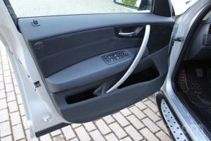 Pelēks BMW X3 2007 Rīga, ar dzinēja tilpumu 3.00 L un nobraukumu 420 tūkst. km par 4950 €, foto 29 vietnē AUTOMOTO.COM.LV