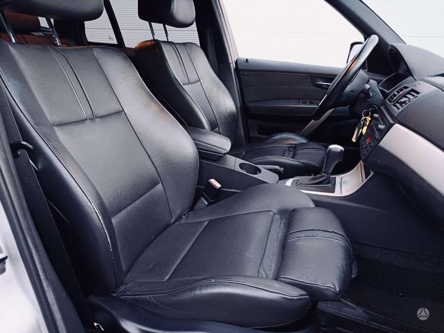 Pelēks BMW X3 2008 Utena, ar dzinēja tilpumu 2.00 L un nobraukumu 173 tūkst. km par 6650 €, foto 17 vietnē AUTOMOTO.COM.LV