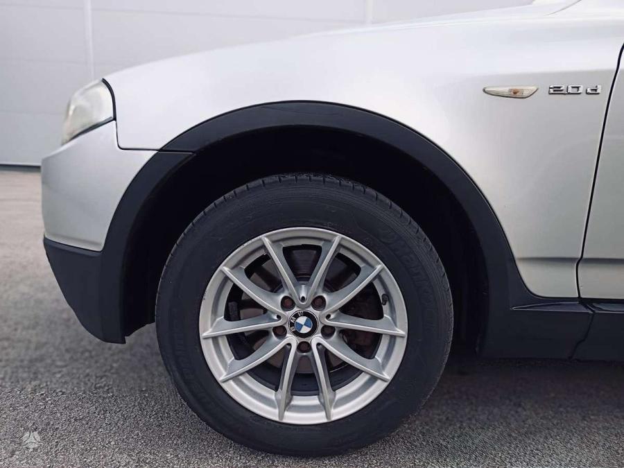 Pelēks BMW X3 2008 Utena, ar dzinēja tilpumu 2.00 L un nobraukumu 173 tūkst. km par 6650 €, foto 28 vietnē AUTOMOTO.COM.LV