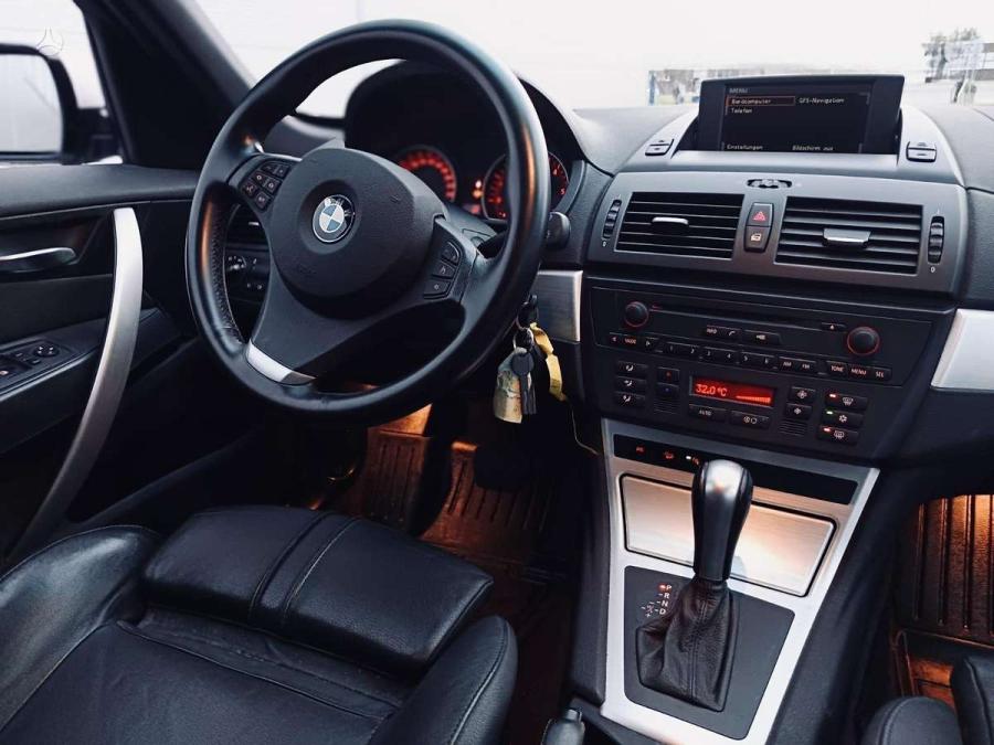 Pelēks BMW X3 2008 Utena, ar dzinēja tilpumu 2.00 L un nobraukumu 173 tūkst. km par 6650 €, foto 44 vietnē AUTOMOTO.COM.LV