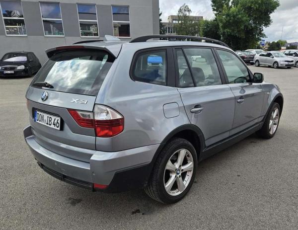 Pelēks BMW X3 2008 Panevēža, ar dzinēja tilpumu 2.99 L un nobraukumu 242 tūkst. km par 4700 €, foto 4 vietnē AUTOMOTO.COM.LV