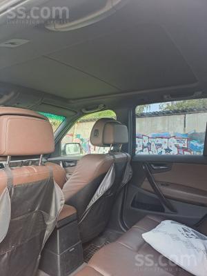 Grey BMW X3 2008 in Riga, with an engine capacity of 3.00 L and mileage of 287 thousand km for 8100 €, photo 16 on AUTOMOTO.COM.LV
