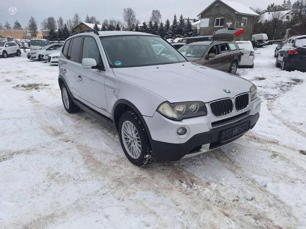 Grey BMW X3 2009 in Utena, with an engine capacity of 2.00 L and mileage of 198 thousand km for 4850 €, photo 2 on AUTOMOTO.COM.LV