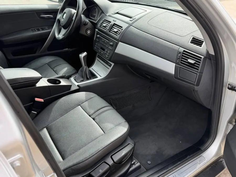 Pelēks BMW X3 2009 Rīga, ar dzinēja tilpumu 2.00 L un nobraukumu 161 tūkst. km par 6450 €, foto 13 vietnē AUTOMOTO.COM.LV