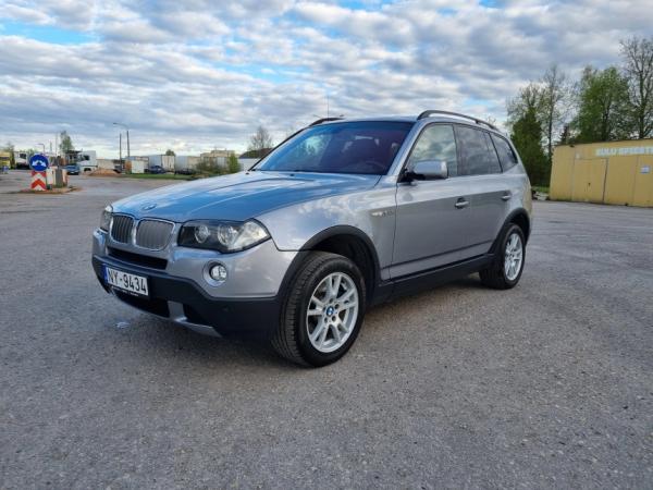 Grey BMW X3 2009 in Riga, with an engine capacity of 2.00 L and mileage of 226 thousand km for 7770 €, photo 1 on AUTOMOTO.COM.LV