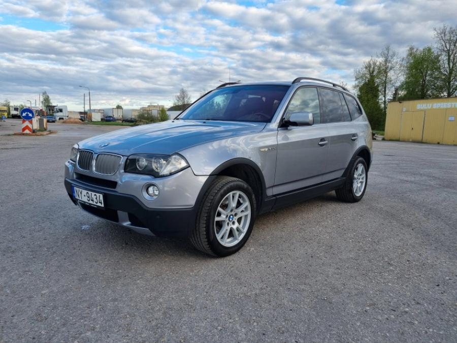 Grey BMW X3 2009 in Riga, with an engine capacity of 2.00 L and mileage of 226 thousand km for 7770 €, photo 1 on AUTOMOTO.COM.LV