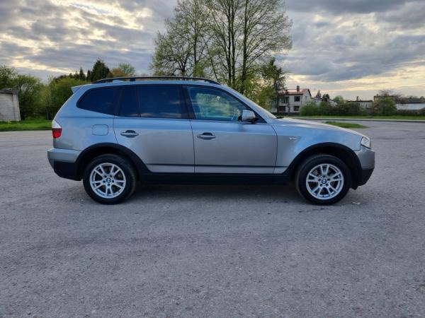 Grey BMW X3 2009 in Riga, with an engine capacity of 2.00 L and mileage of 226 thousand km for 7770 €, photo 4 on AUTOMOTO.COM.LV