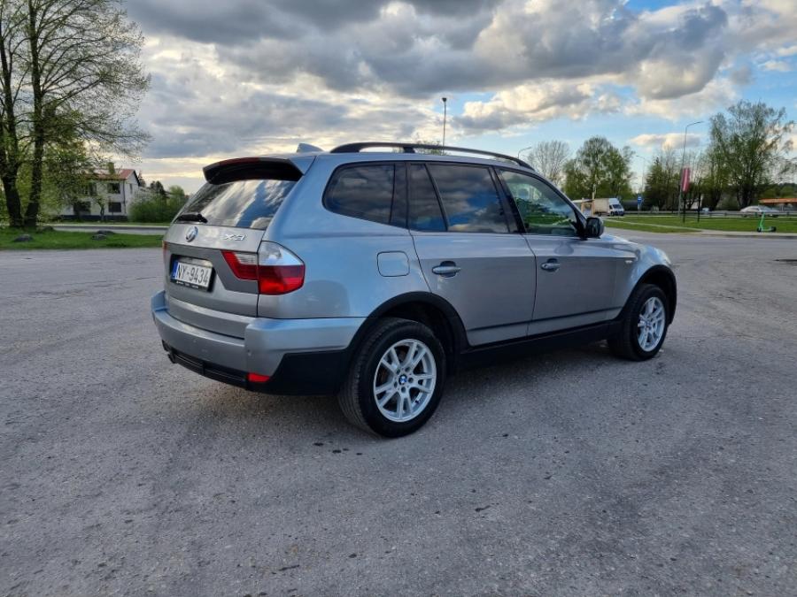 Grey BMW X3 2009 in Riga, with an engine capacity of 2.00 L and mileage of 226 thousand km for 7770 €, photo 6 on AUTOMOTO.COM.LV