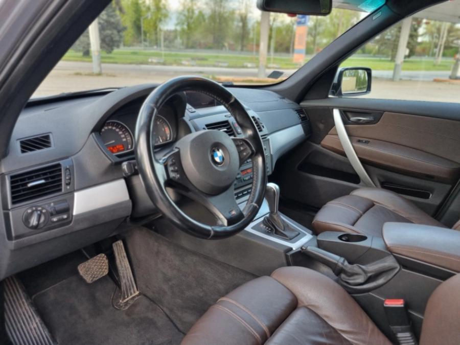 Grey BMW X3 2009 in Riga, with an engine capacity of 2.00 L and mileage of 226 thousand km for 7770 €, photo 13 on AUTOMOTO.COM.LV